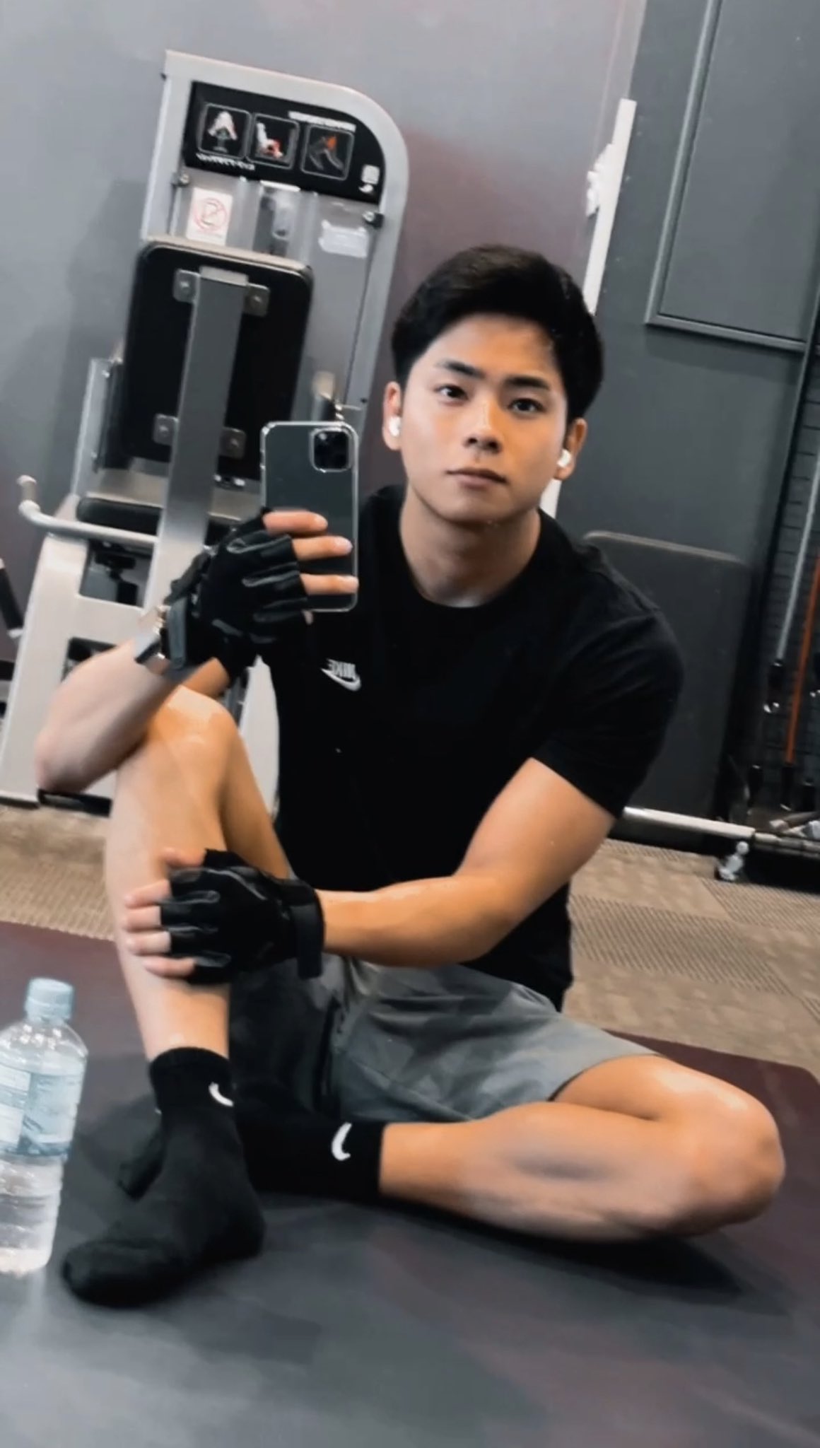 UKI on Twitter: "平日の昼間だと誰もいなくてさ https://t.co/ERifgiuN6q" / Twitter