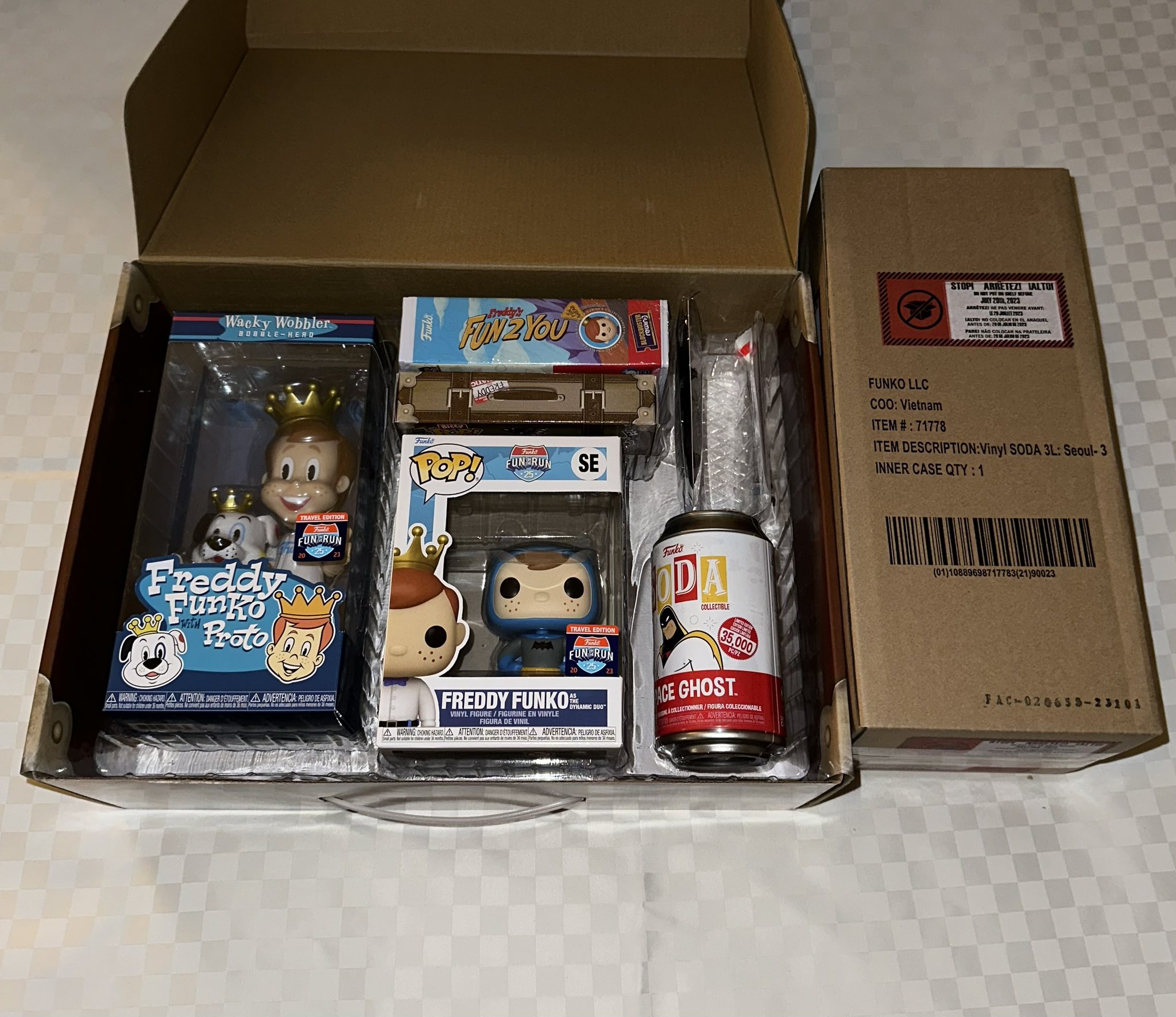 DisTrackers on Twitter: "SDCC Haul Day 1 - Picked up these exclusives! . #Funko #FunkoPop # ...