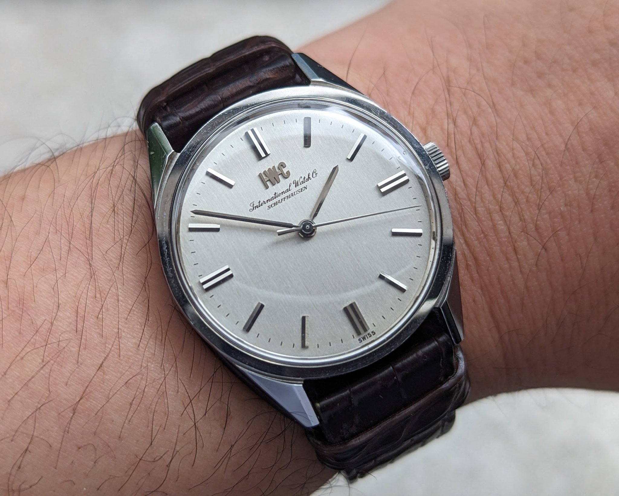 広田雅将 (HIROTA, Masayuki) on Twitter: "代名詞的存在なのかは自分じゃ決められません。ただ不可欠な時計はある。Cal.89入りのIWC Ref.810。よくでき ...