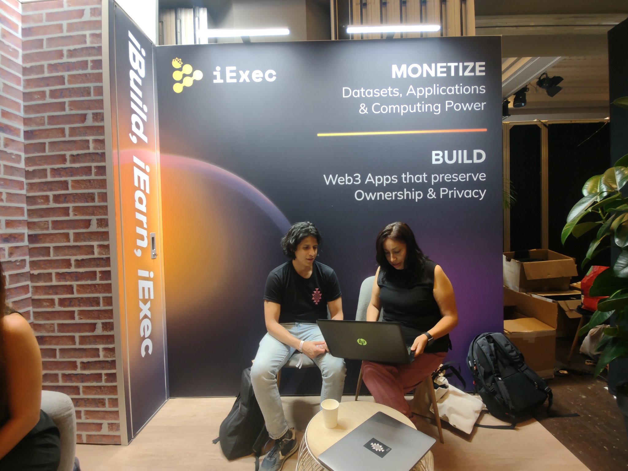 Yedid | ETH CC 🗼🇨🇵 ️ on Twitter: "We are with Luis Carlos, reviewing the technical part of our ...