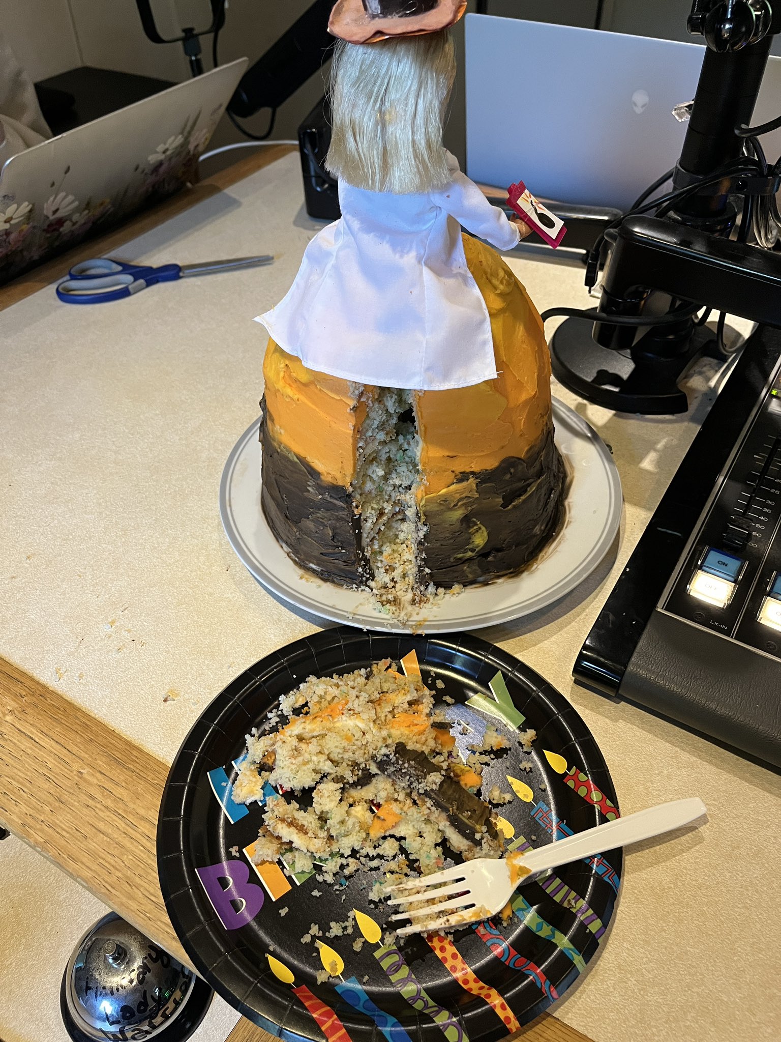 Mr. Beep Beep Boop Bop Bop on Twitter: "@earthtoast I disagree. Going to far is making a total ...