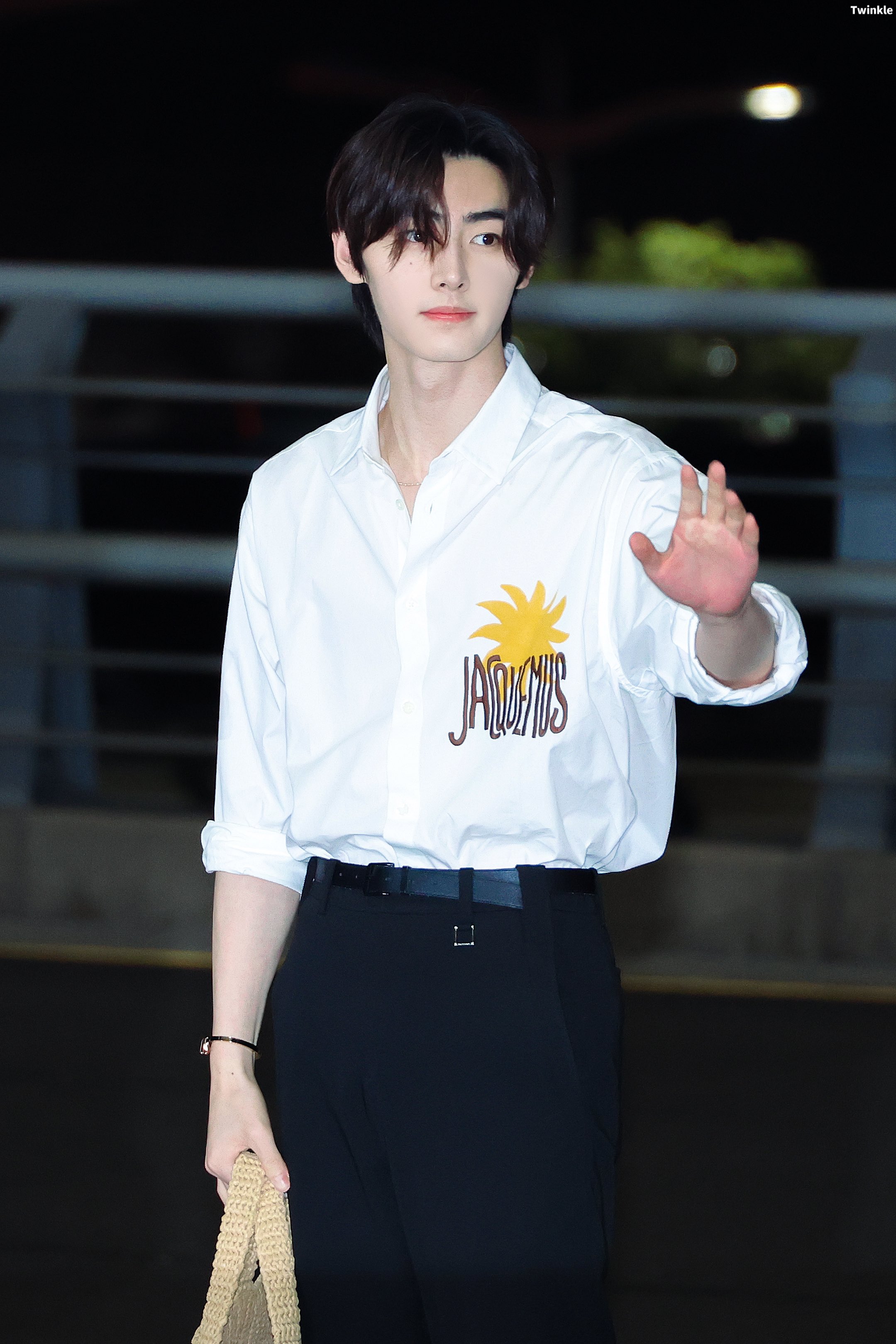 𝐓𝐰𝐢𝐧𝐤𝐥𝐞 on Twitter: "230721 #엔하이픈 #성훈 #ENHYPEN #SUNGHOON https://t.co/jWYjKVw0Oy" / Twitter