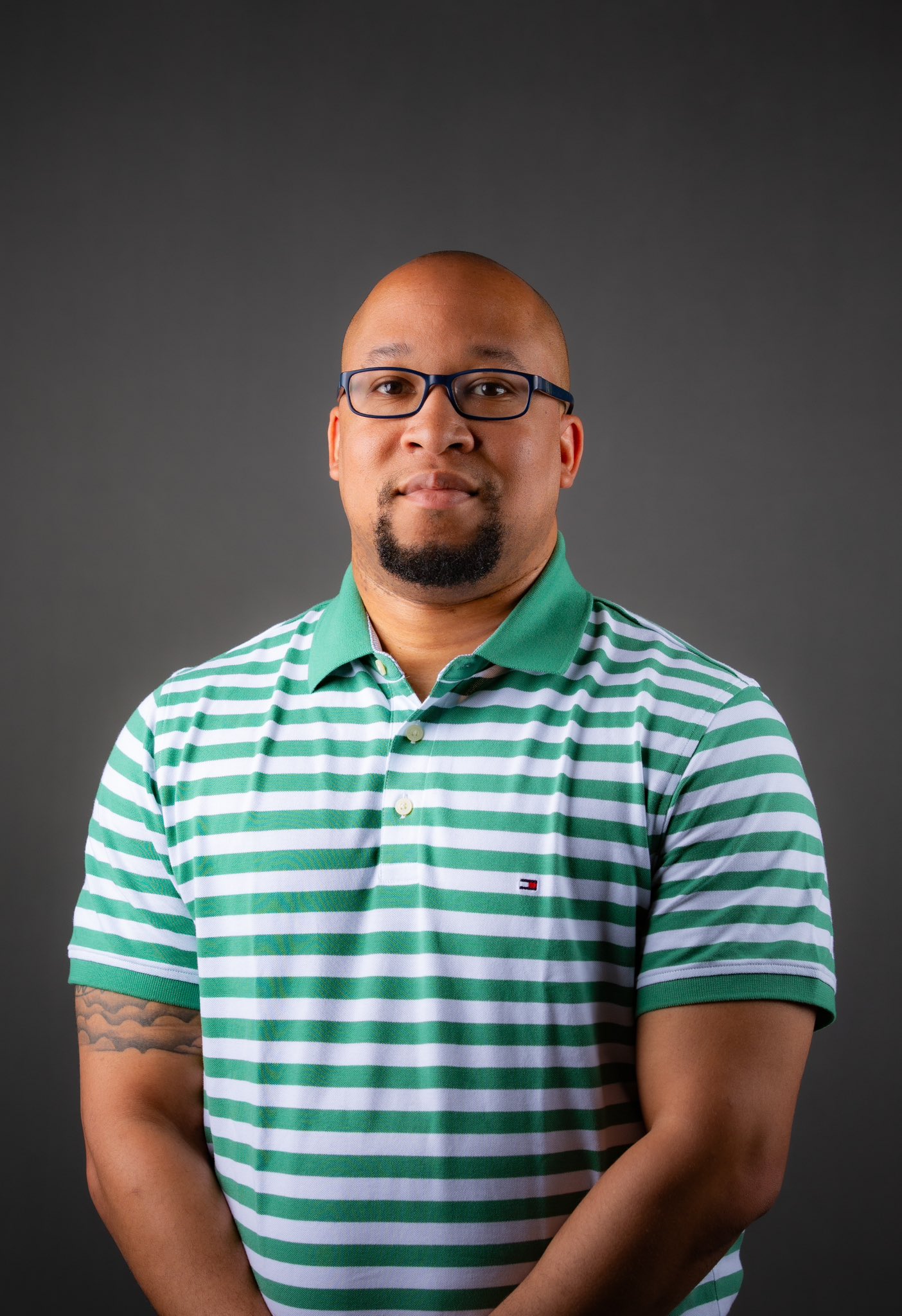 Uncle P on Twitter: "I fucks with my new headshot 🤣 https://t.co/gOu6UXJuSN" / Twitter