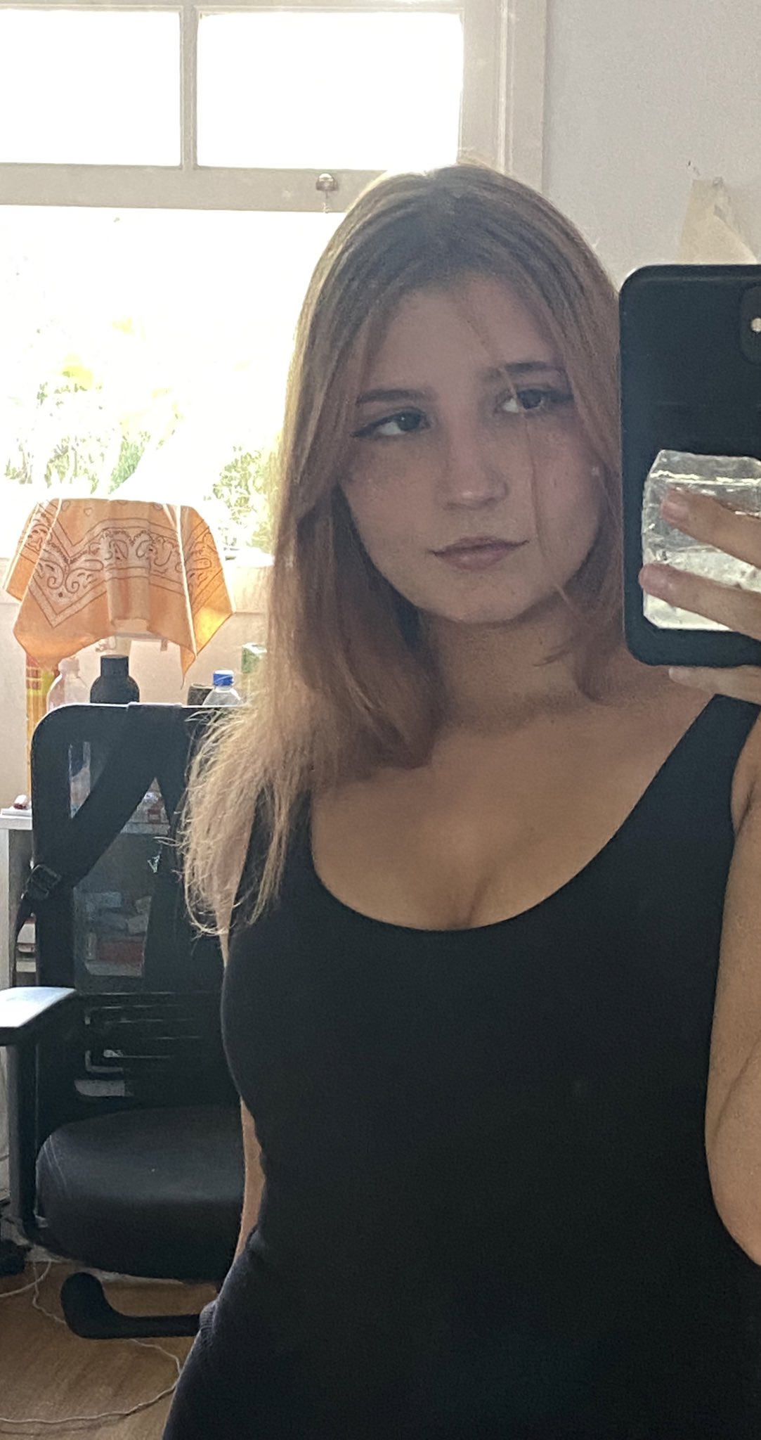 swwfia sofia sofia 2 on Twitter: "oooiiiii https://t.co/k9GdkWySV8" / Twitter