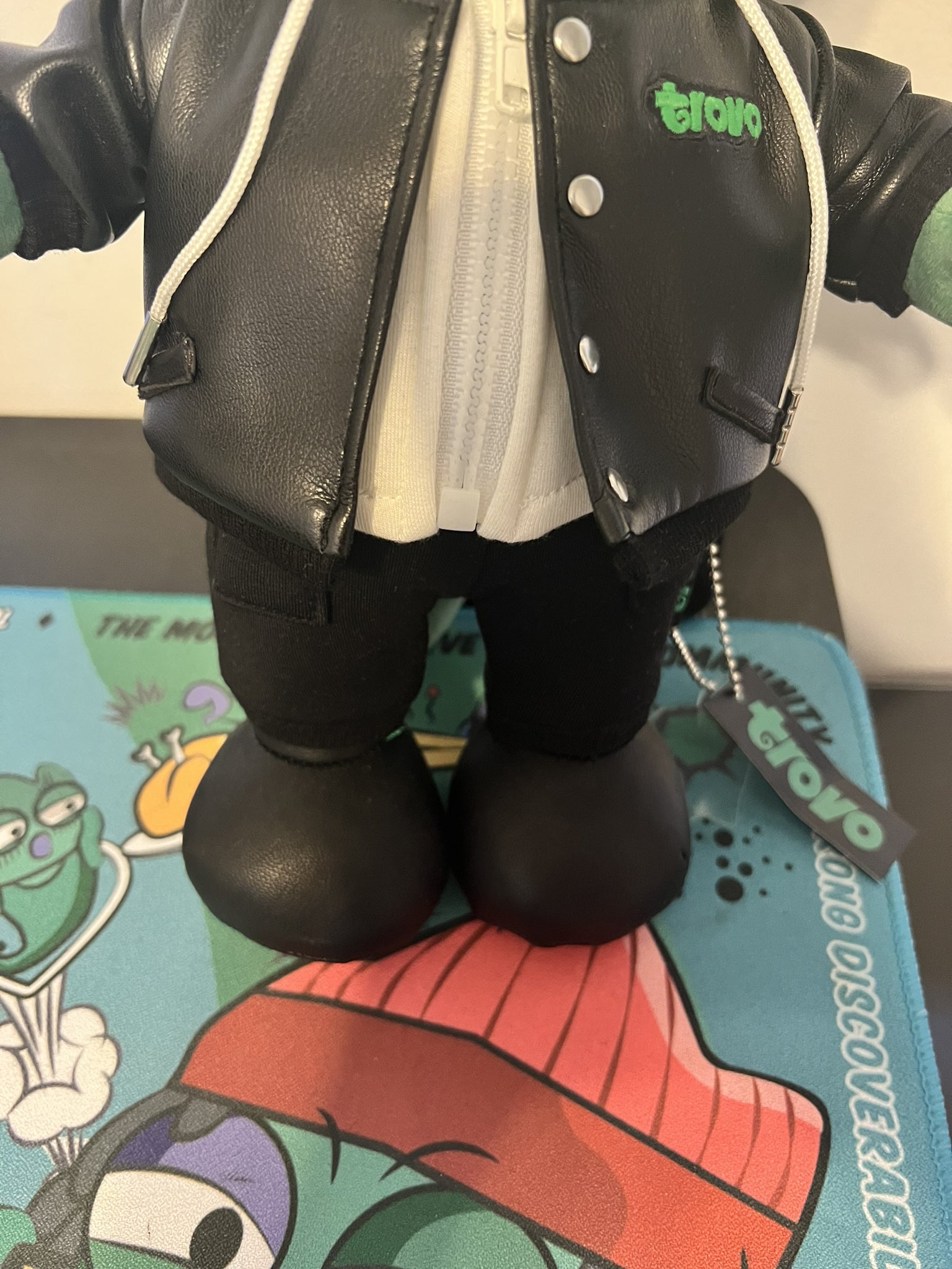 Trovo Live on Twitter: "Who’d pay to see these bad boys on feet finder? 🤔 https://t.co ...