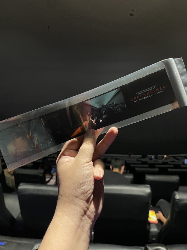 Yoko Higuchi on Twitter: "Am I about to watch Christopher Nolan's ...