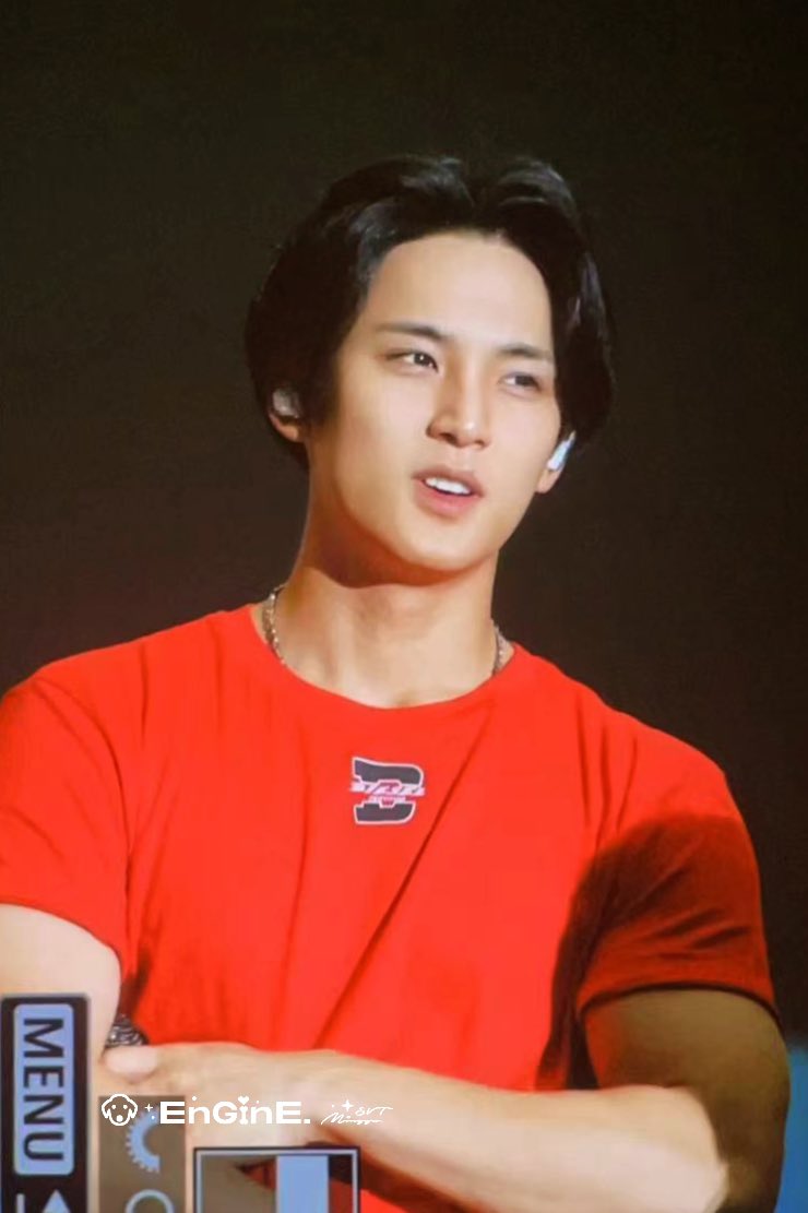 EnGinE🐾 on Twitter: "230721 FOLLOW Sound Check #민규 #ミンギュ #MINGYU #세븐틴 #SEVENTEEN @pledis_17 ...