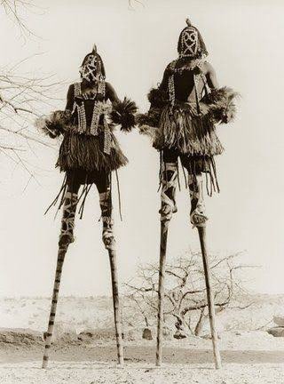 Tribes who walk on stilts to avoid being attacked by wild animals ...