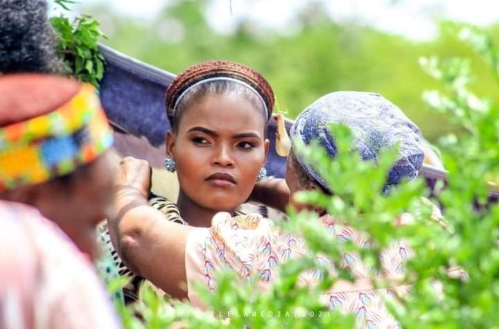 UMFAZI WAMAKHEHLA: Sisuke sisho ukuxabana kwey'ngane zomuntu okuyaye ...