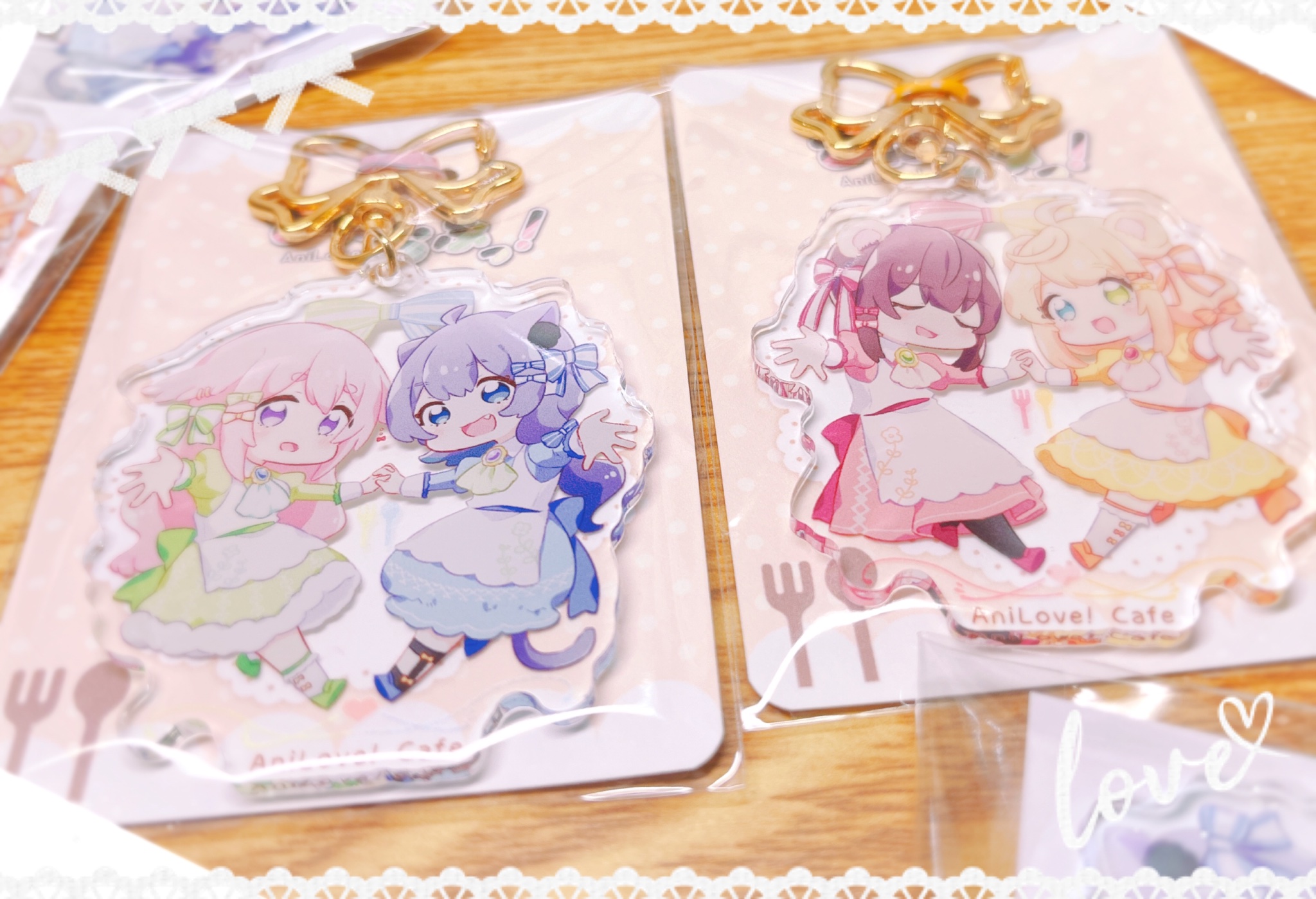 未勇🐕COMITIA145『N-56a』 on Twitter: "アクリルキーホルダー届いたので台紙と一緒に封入しました🎀 受注販売分はこちらのパッケージでお届けします！🫶 本日発送しました ...