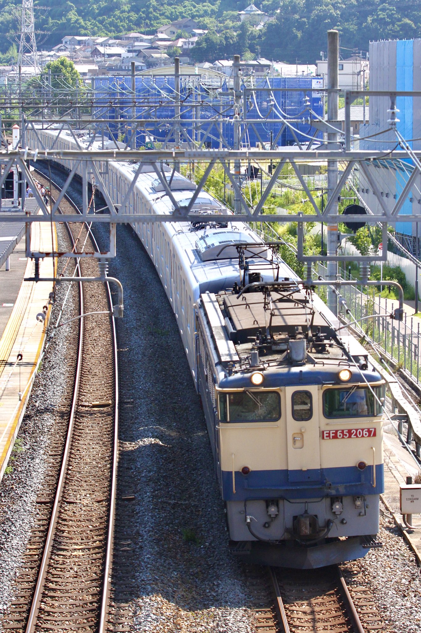 65大好きや！ on Twitter: "ご近所でのEF65おっかけ(*´∀`)＊ 05/07/21（金）9866レ 西武40000系甲種輸送 EF65 2067 ＋ 40162F 他所の車両 ...