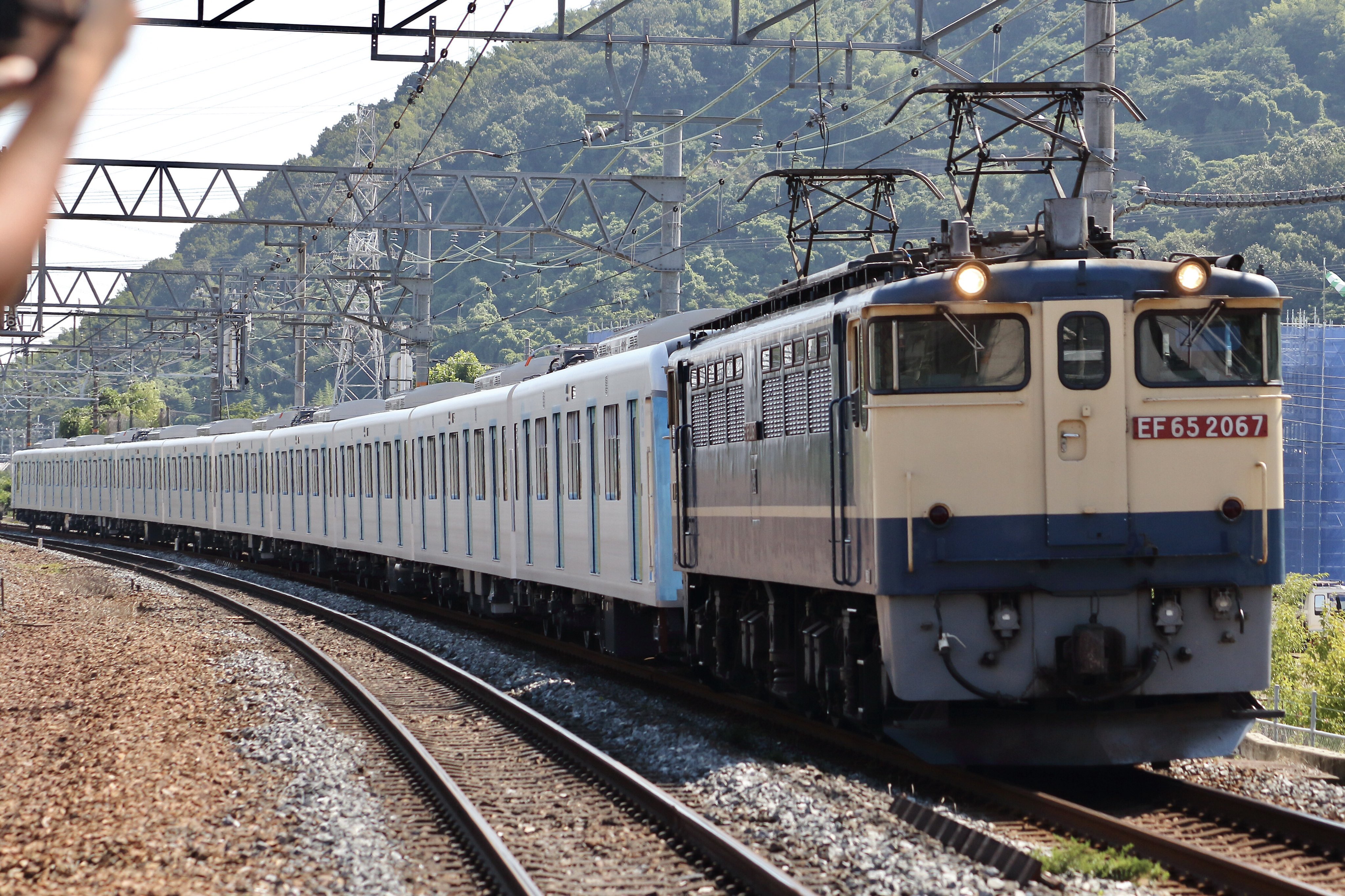 AS on Twitter: "2023/07/21(金) 9866レ EF65 2067+西武40000系40062F 色々しくじりました。没 https://t.co/8icYZNDTJt ...