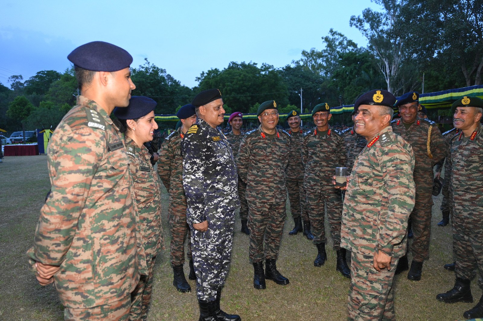 ADG PI - INDIAN ARMY on Twitter: "General Manoj Pande #COAS visited Bareilly Military Station to ...