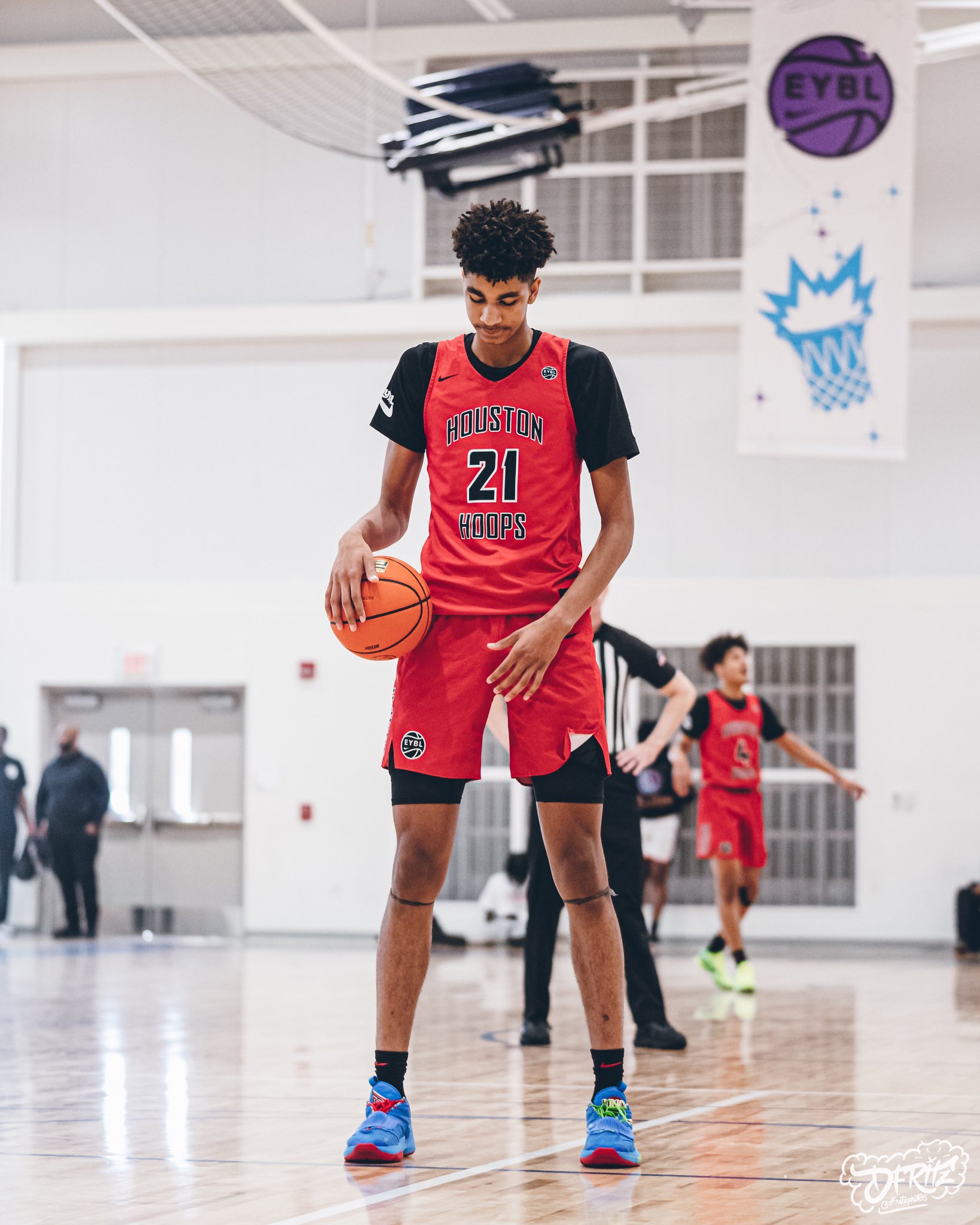 Joe Tipton on Twitter: "Trent Burns, a 7-foot-2 center in the class of 2024, tells me he’s ...