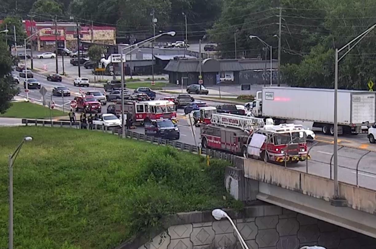 Triple Team Traffic On Twitter East Atlanta Police Activity Leaves