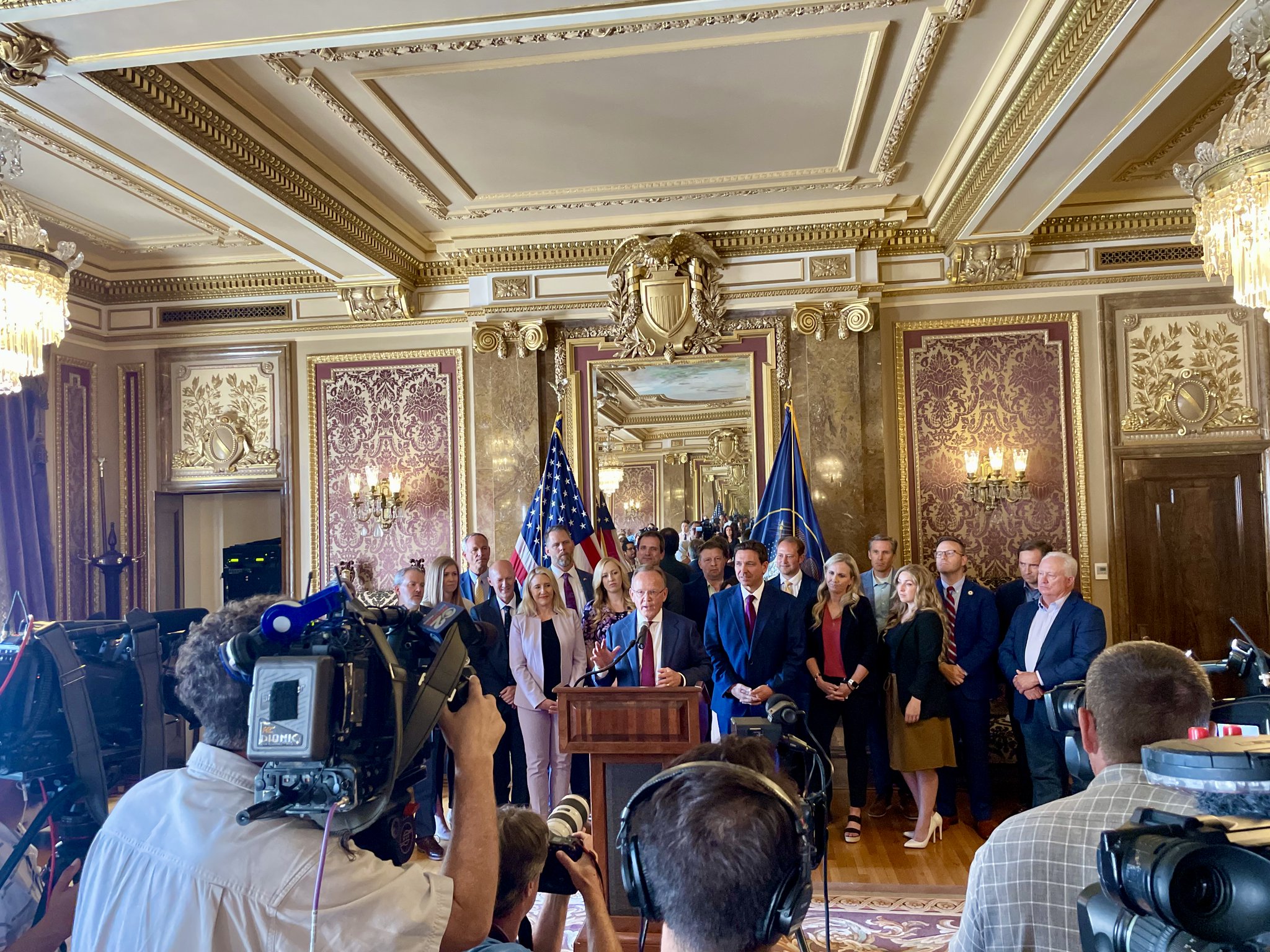 President J. Stuart Adams on Twitter: "Florida, like Utah, leads the nation with low ...