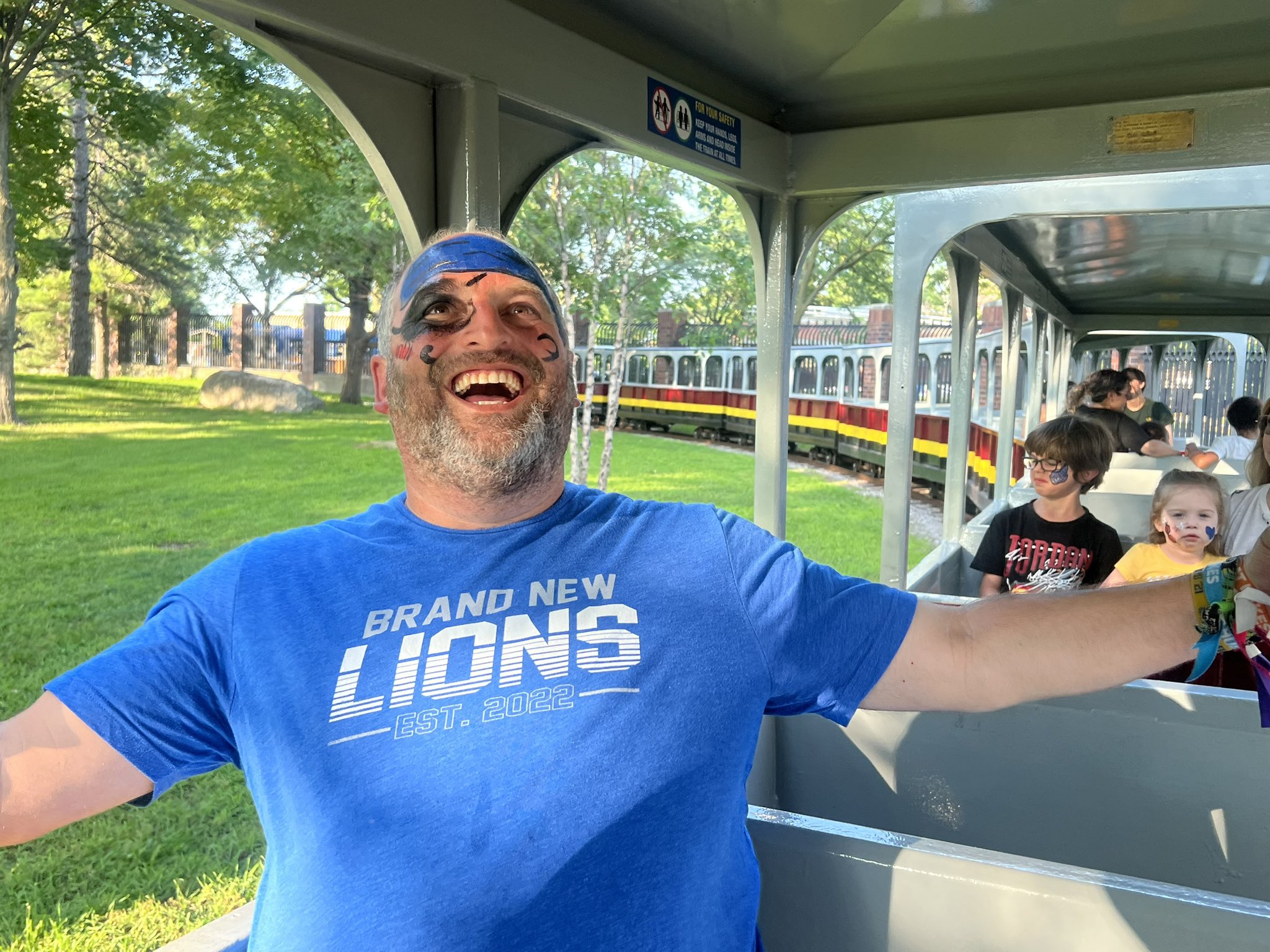 Dan Leach on Twitter: "The next @detroitzoo times with the Doc , King Dan Serlin, Lesels ...