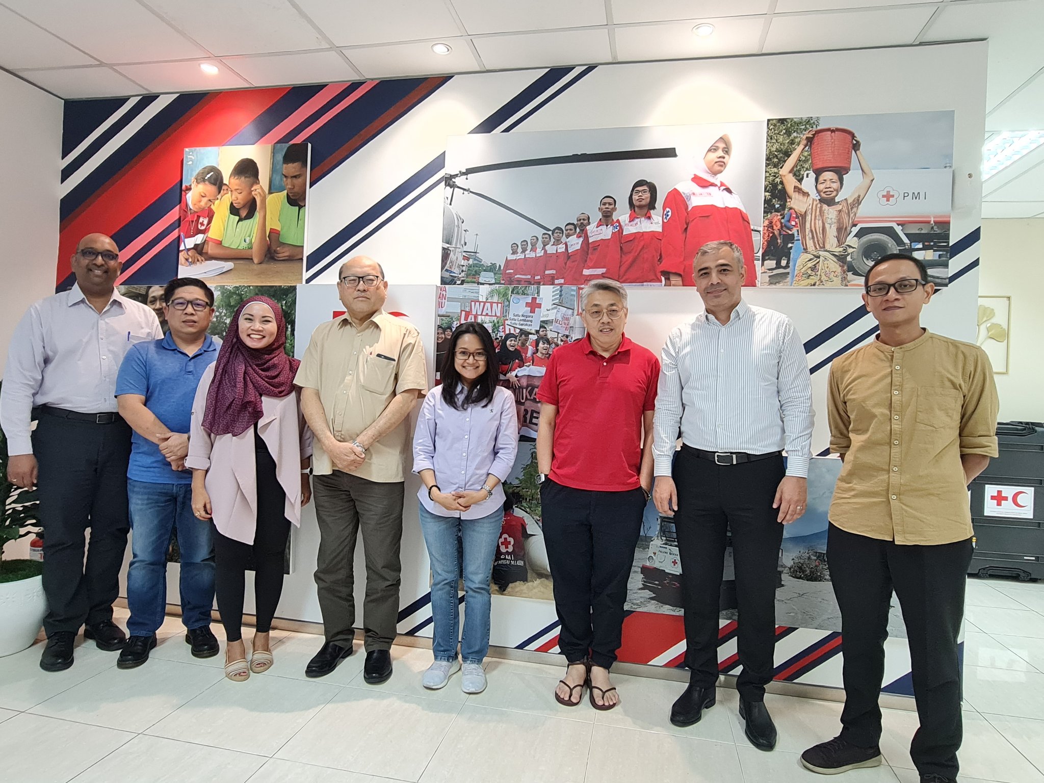 Elkhan Rahimov on Twitter: "Two days visit of leadership of Brunei Darussalam Red Crescent @BRU ...