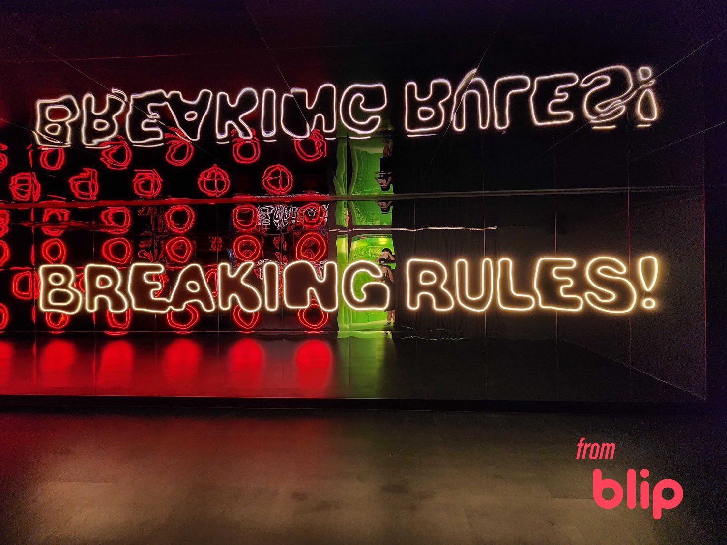 blip_japan on Twitter: " 📍NCT DREAMのPOPUPイベント[DREAM Agit : Let’s get down]の会場内をご紹介！ MVにも出てくるISTJ ...