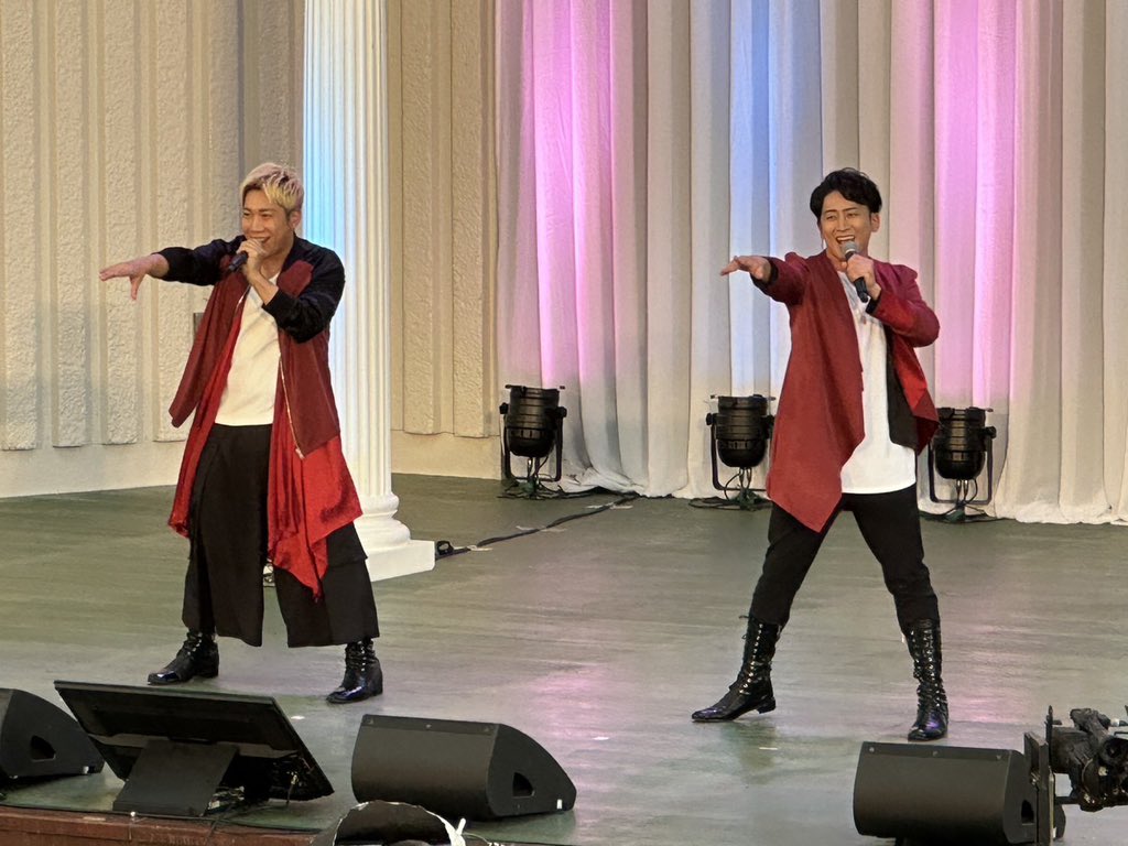 【公式】あまのじゃく on Twitter: "うえの夏まつり #ハッピーミュージック に出演させていただきました٩(ˊᗜˋ*)و 暑い中、たくさんのお客様が 温かい拍手やCDをお買い上げ ...