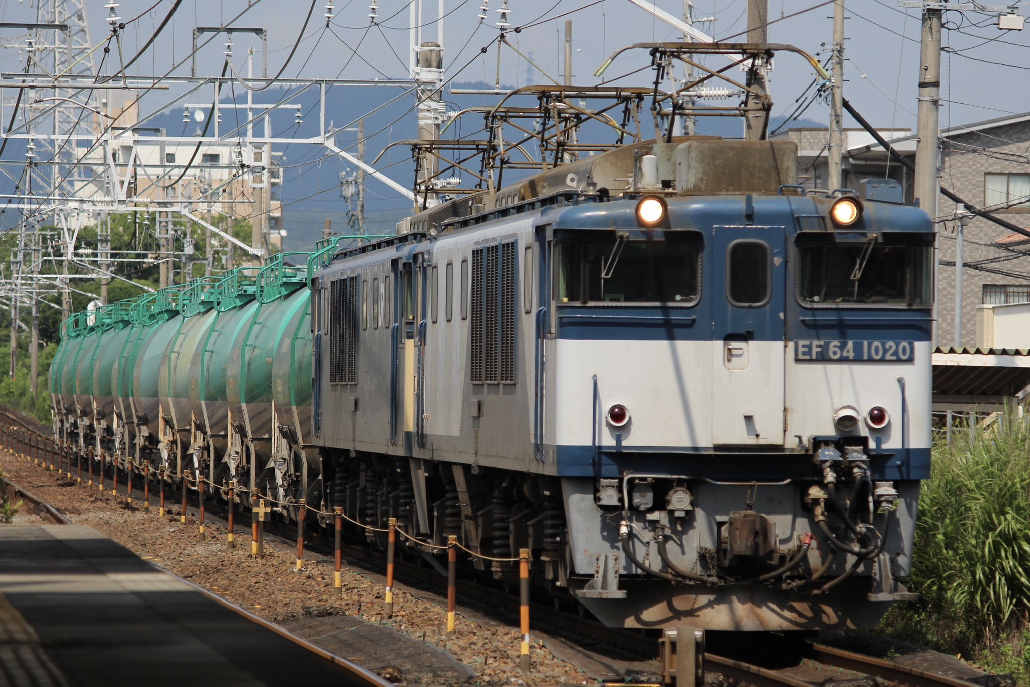 ペンギン鉄道 on Twitter: "7/21 8084レ EF64 1020＋1021 https://t.co/5rIe8wzfJz" / Twitter