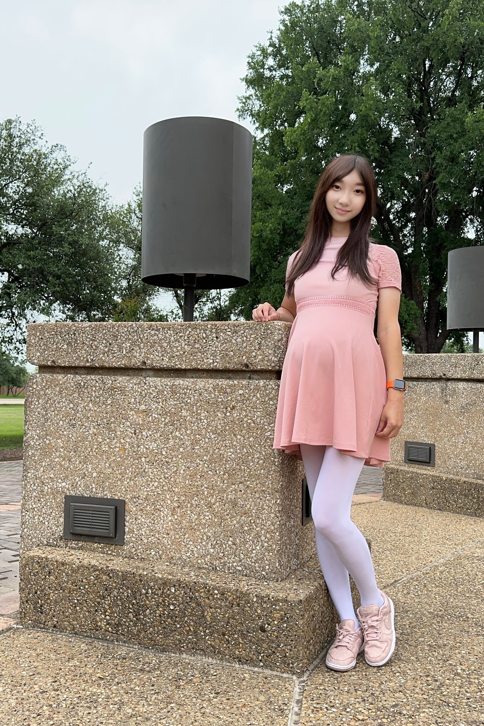 Catherine Pregnant on Twitter: "喜欢我的大肚子吗？看你们都不喜欢的样子以后就不发了... Do you like my big belly? #白丝 #白丝袜 ...