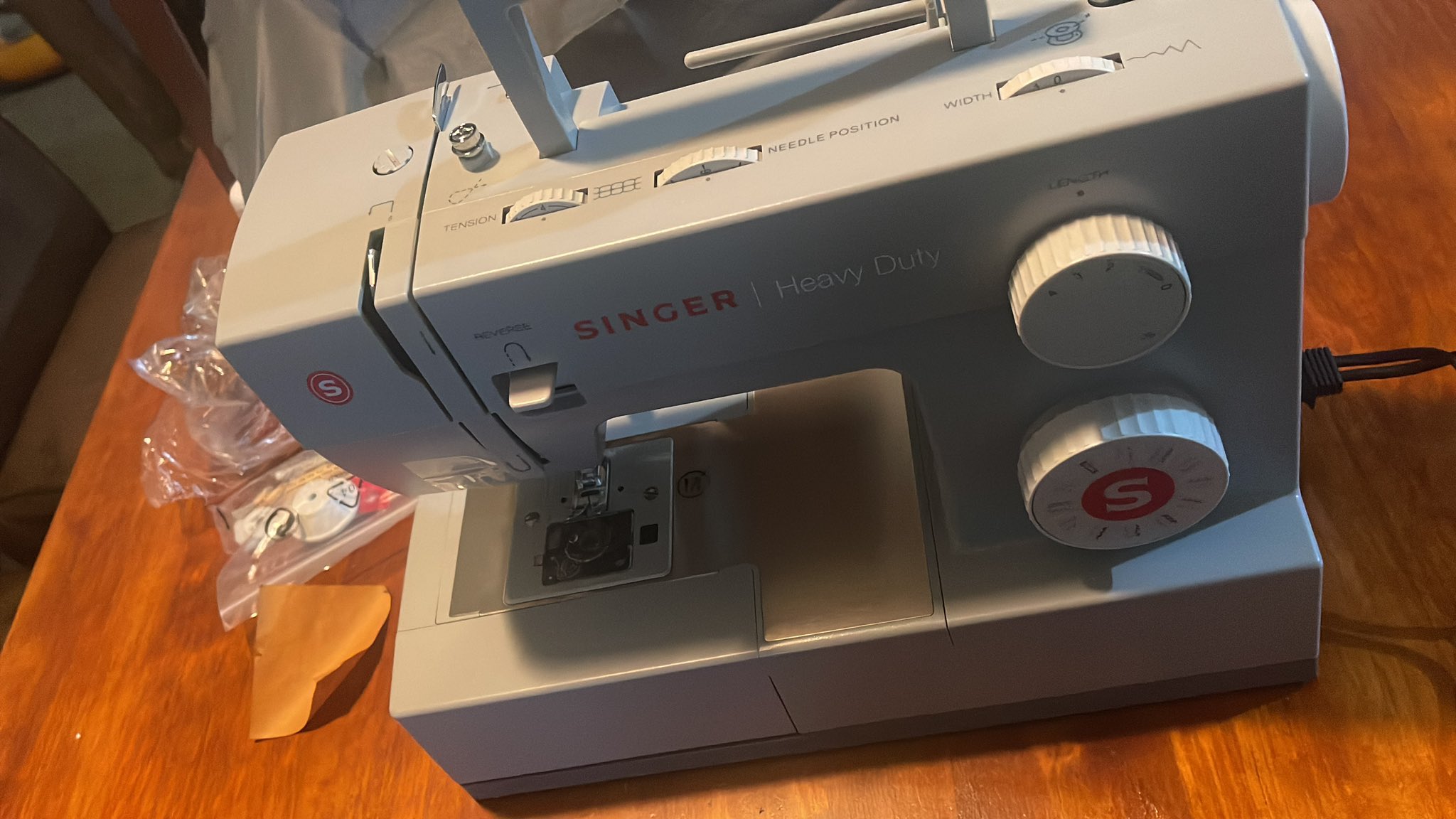 Aussie Bot 🇦🇺 on Twitter: "New toy, it’s a manly one. 😎 Heavy Duty! 😂💚 https://t.co/jiQkXN4G4N ...