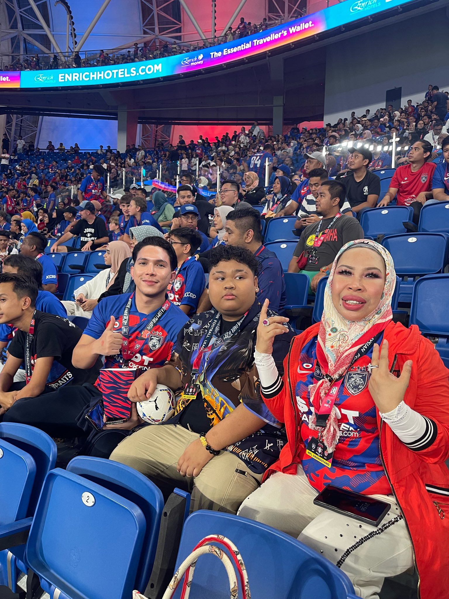 baenep 🇲🇾 on Twitter: "Kito sek johor deh 💙 ️ https://t.co/FX62VArC6Z" / Twitter