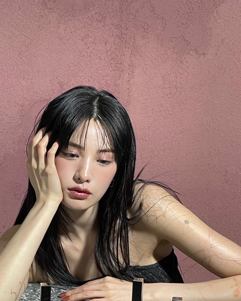 NANA GLOBAL 🌐 on Twitter: "INSTAGRAM | 230722 jin_a_nana The fun SUQQU shoot 🌸 Let's stay ...