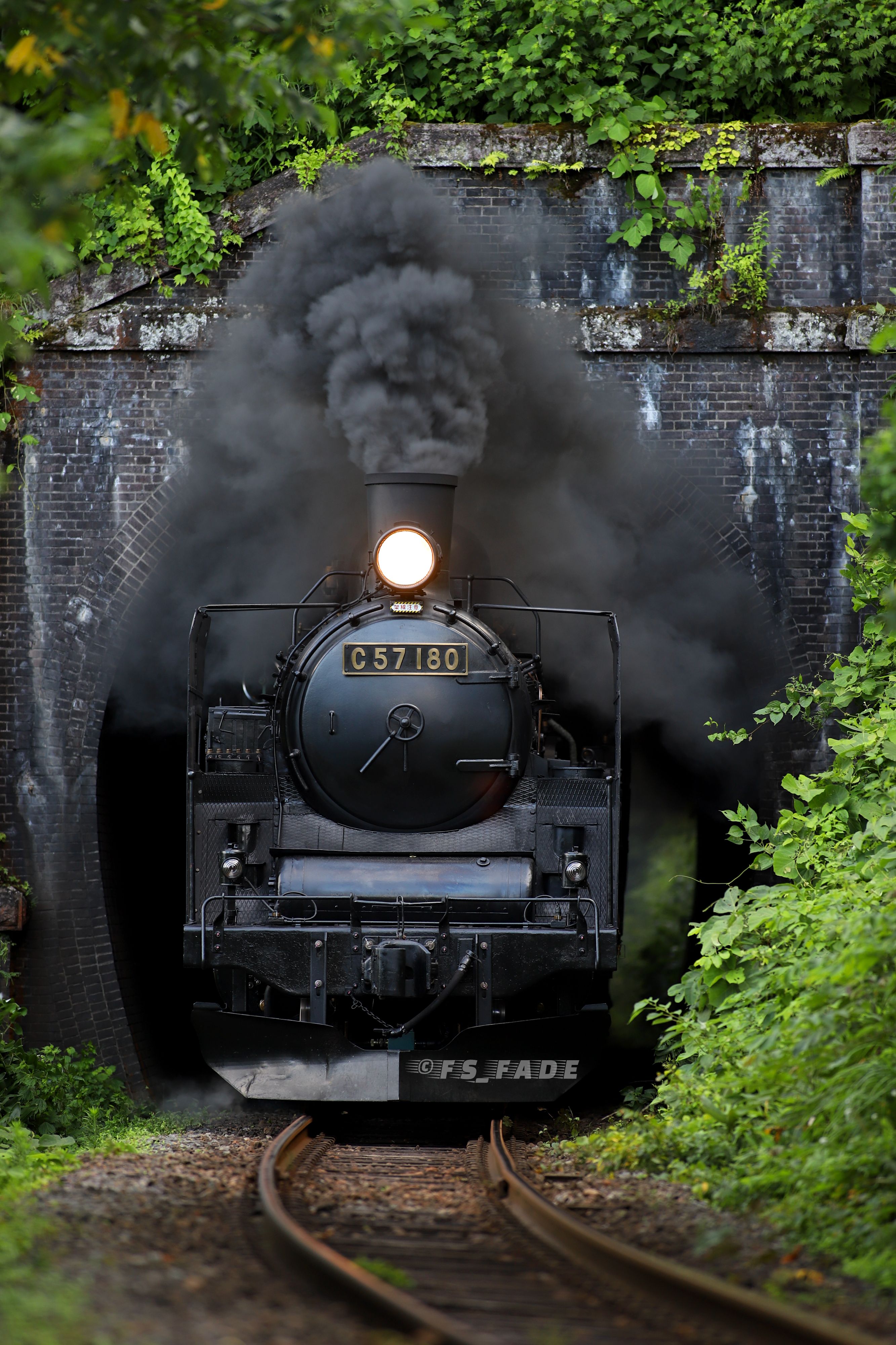 FS_FADE@現役蒸機 on Twitter: "磐越西線 C57 180試運転 2023.07.21-22 真っ黒の現役姿はいいなぁ...(ｼﾐｼﾞﾐ) 動画はこちら: https://t ...