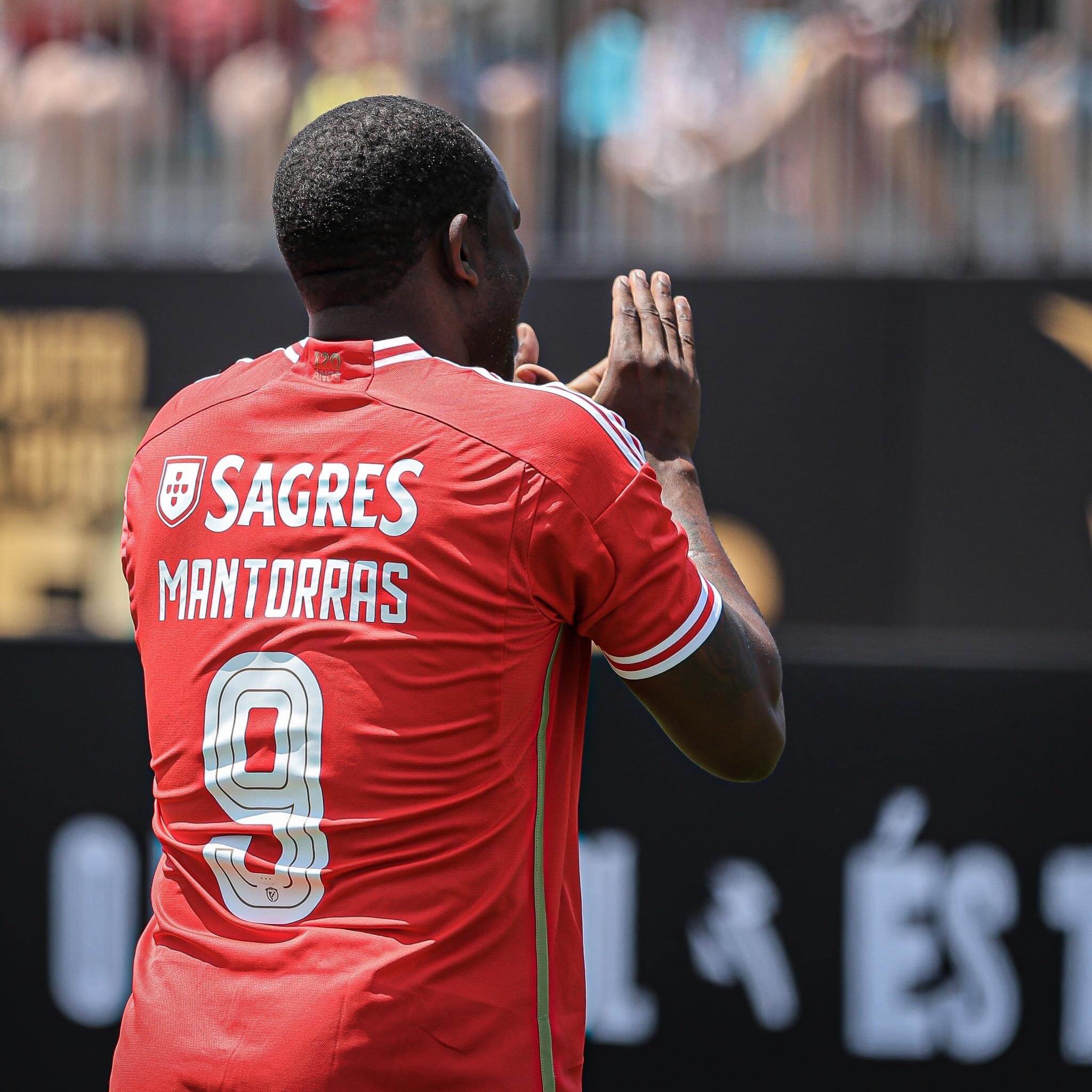 Manolis Giakoumakis on Twitter: "Pedro Mantorras 🔴⚪️🦅 https://t.co/8zLJ2sBzNu" / Twitter