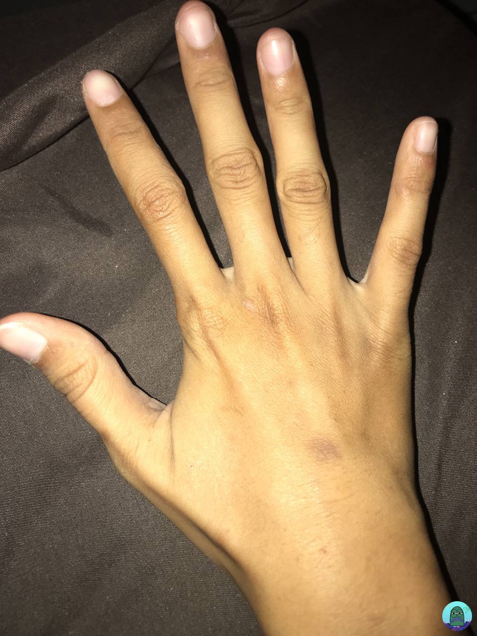 Tanyarl 💚 on Twitter: "Tanyarl guys pls :( tutor putih dong😞 spill body care kalian 👊🏻jgn ...