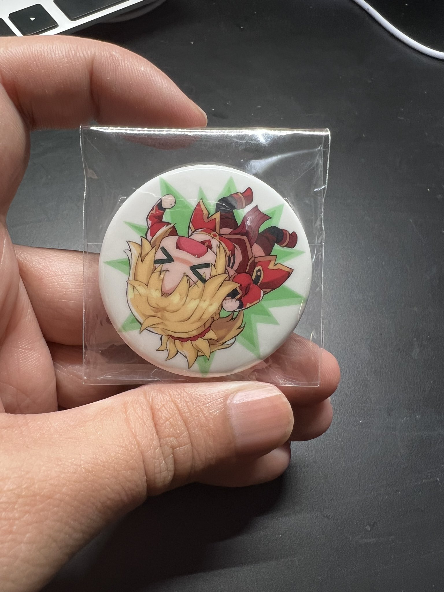 Tonee@C102土曜日 西け23a on Twitter: "やだモーバッジ https://t.co/wyGpnmpzaJ" / Twitter