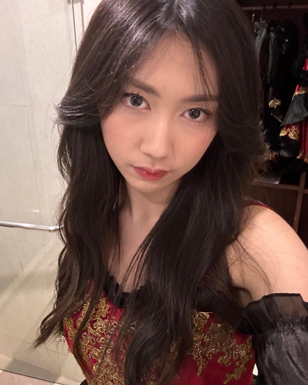 48TIME on Twitter: "Spill foto favorit oshi kalian yg satu-satunya itu, gaess👇🏻👇🏻 Me: https://t ...