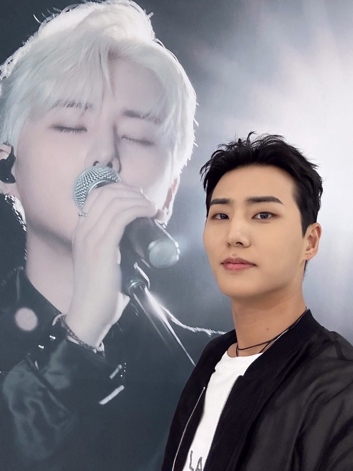 DAY6 on Twitter: "[ #DAY6_BEHIND ] 영케이만의 에너지로 꽉꽉 채운 2일 차 어썸스테이지🎙️ 함께해준 My Day 덕분에 더 Awesome한 ...