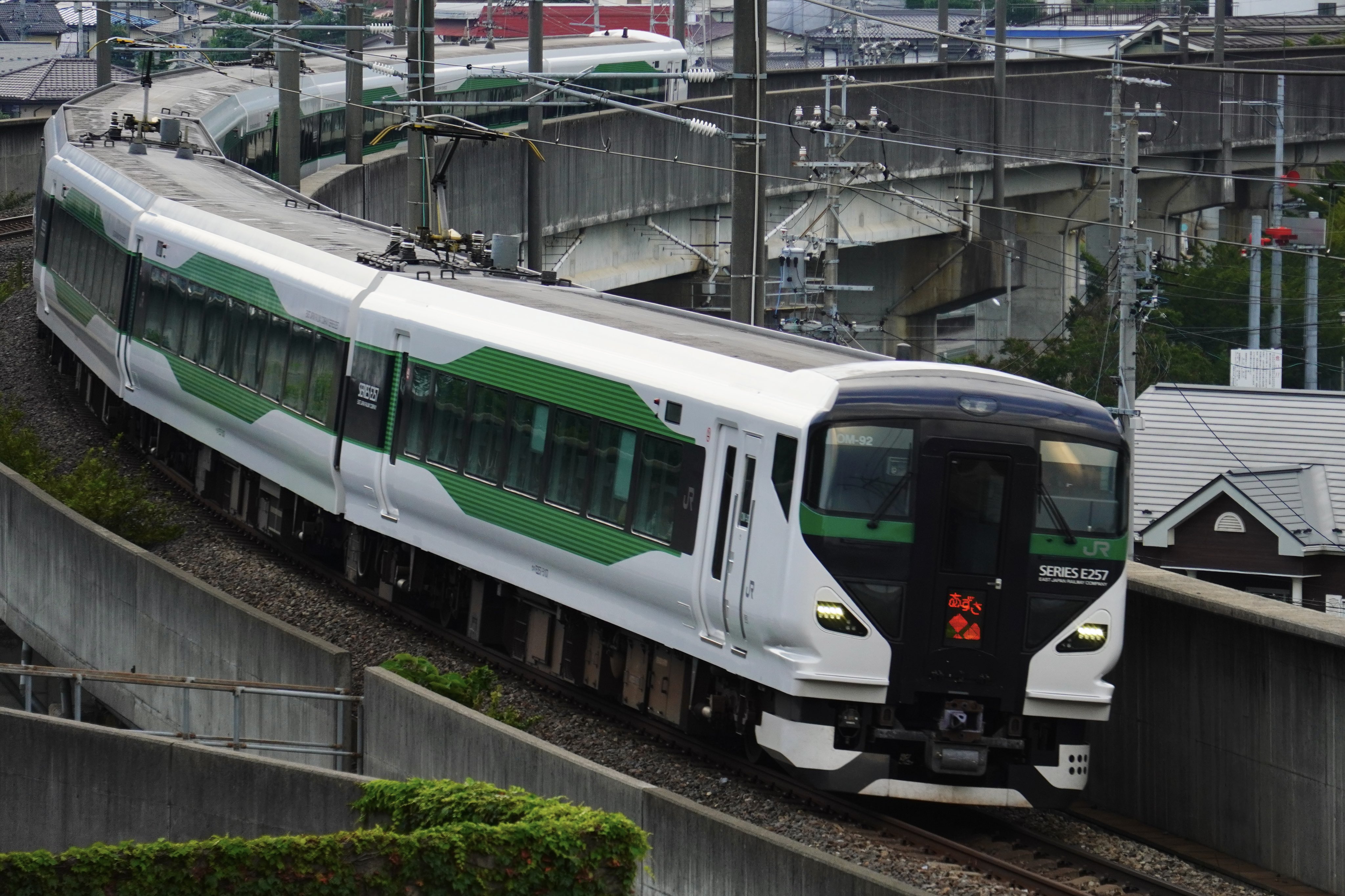 hiro@23 on Twitter: "今週末の中央東線。 449M代走､N601､E257あずさ､185系 https://t.co/faLhXOKH90" / Twitter