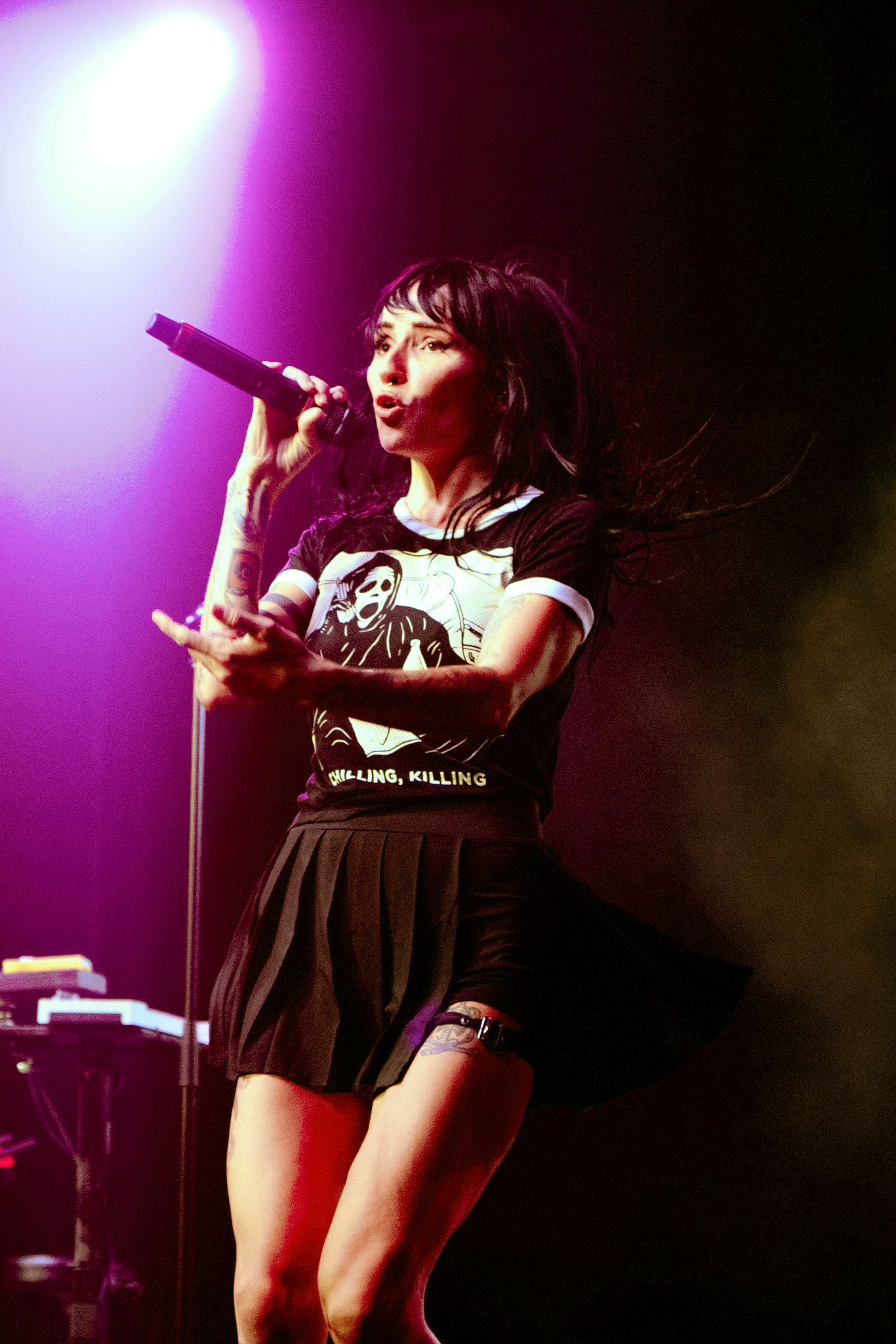 Lights on Twitter: "Banger at the hangar https://t.co/uTOL5hfNw3" / Twitter