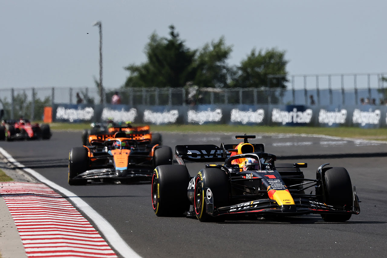 autosport web/オートスポーツweb on Twitter: "レッドブル＆HRC密着：ターン1のバトルで「勝利を大きく手繰り寄せた」と代表。開幕11連勝を2度達成したホンダにも ...