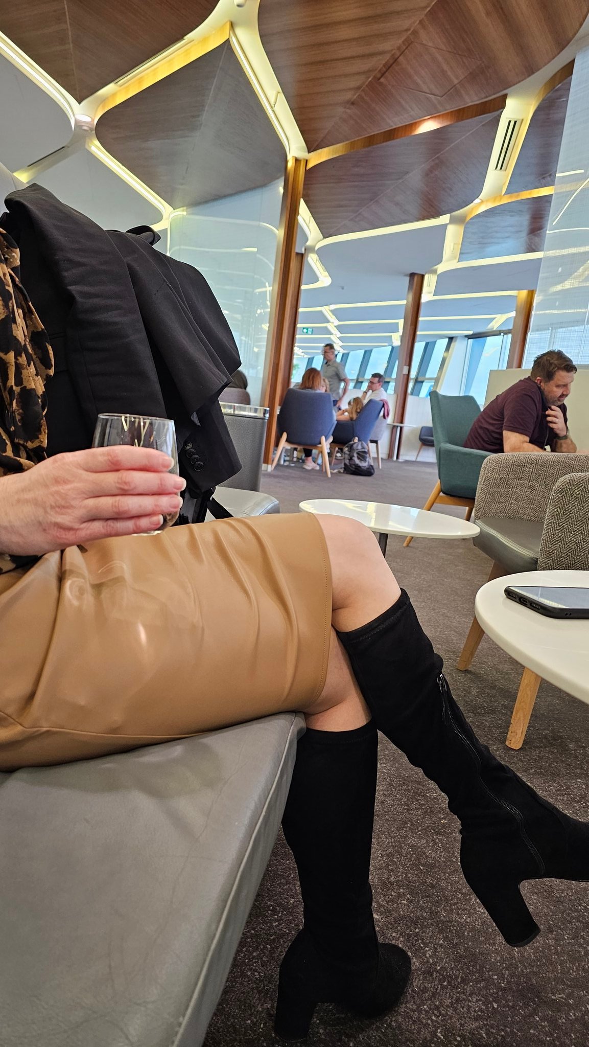 Dandms Str8 Seams On Twitter Airport Lounge In My 8 Strap Suspender 6694