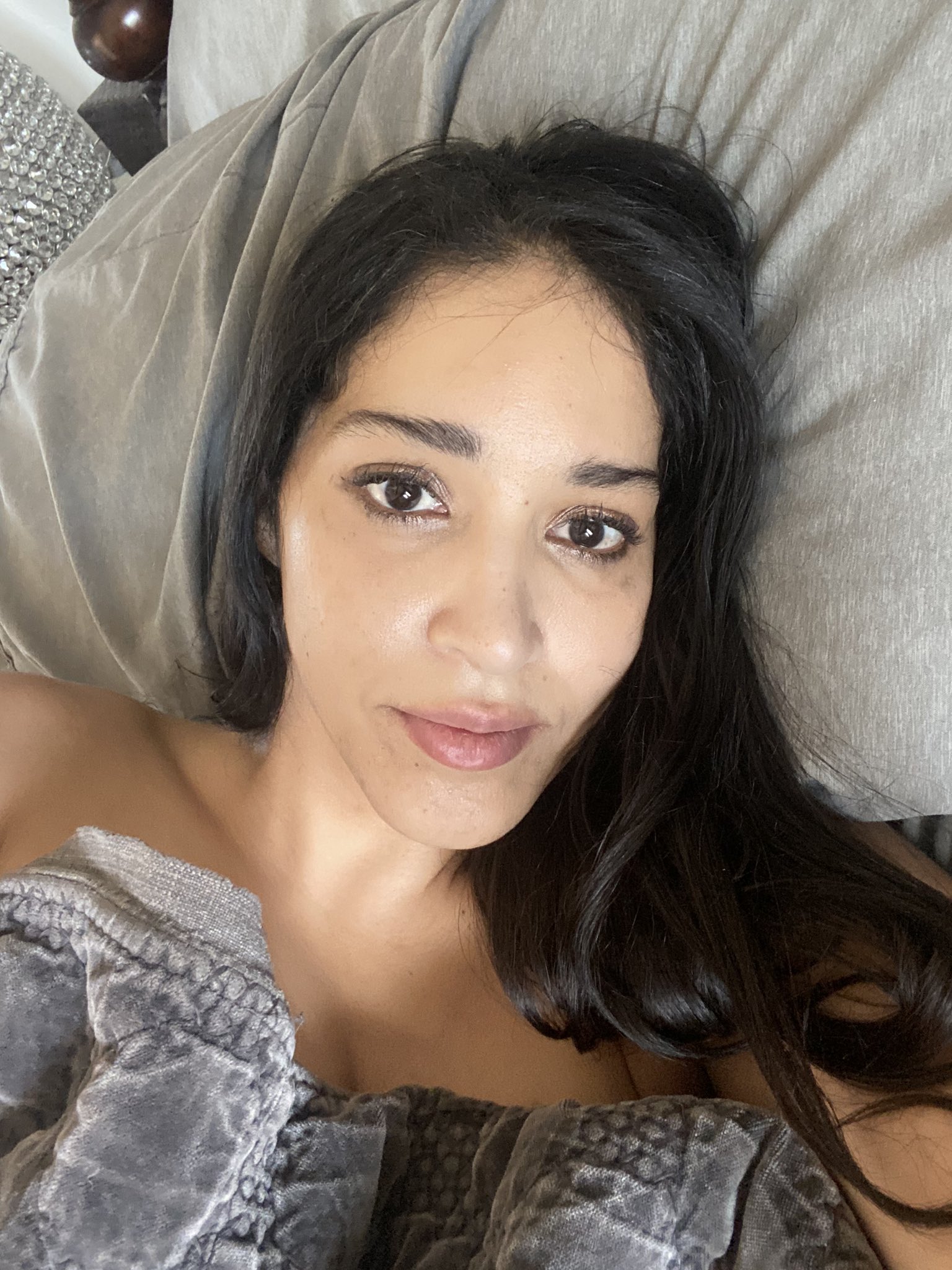 Farah Sutton on Twitter: "How the day started and how it is ending. I haven’t been consistent ...