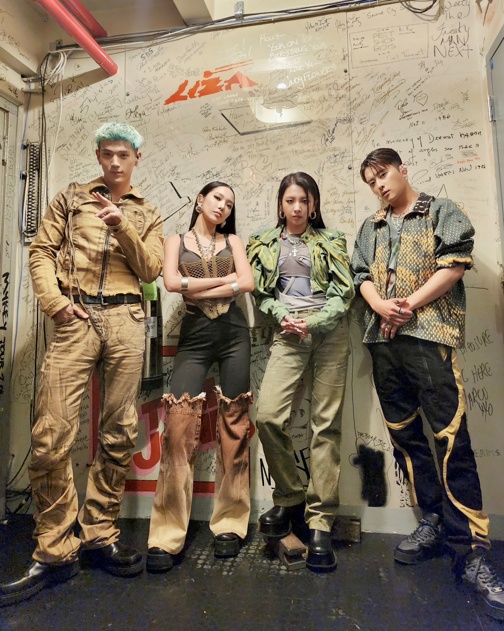 KARD on Twitter: "[#KARD] 2023.07.23 2023 KARD WORLD TOUR 〈PLAYGROUND〉 in Chicago #KARD #카드 ...