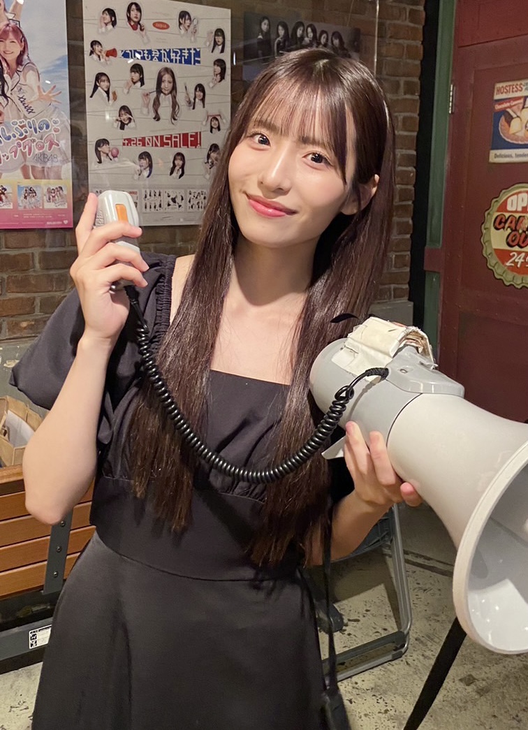 AKB48公式 on Twitter: "8月6日(日)18:00開演 #AKB17期研究生 初の単独ライブ🎤 in KT Zepp yokohama #嬉抜歯 チケットロビー販売🎫 本日は ...