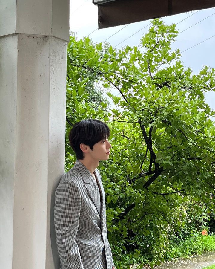 💙🐥쫑KJJ &U KJH쫑🐢 on Twitter: "#นิวอีสมีงาน อัปเดต [#HWANGMINHYUN] (230724) IG “เบื้องหลัง ELLE ☺️ ...