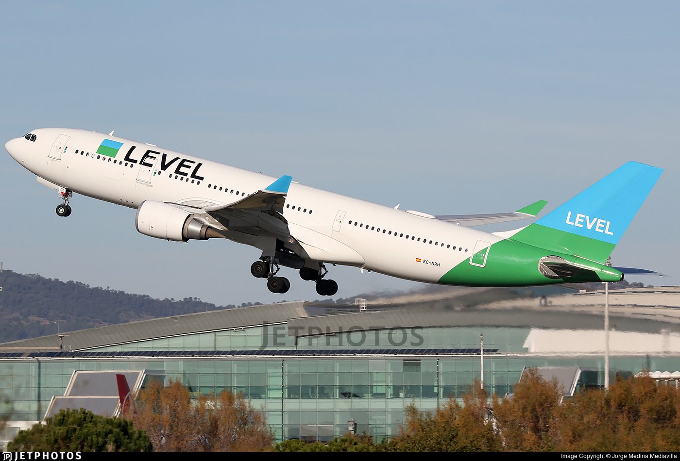 Vuelo level buenos aires barcelona hoy - Viajessindestino.com