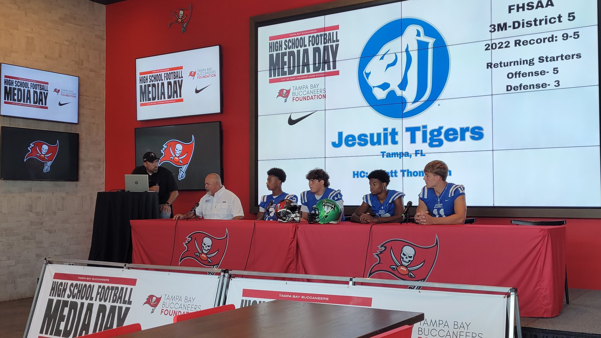 Matthew Thompson Tampa Jesuit Bio — Matthew Thompson