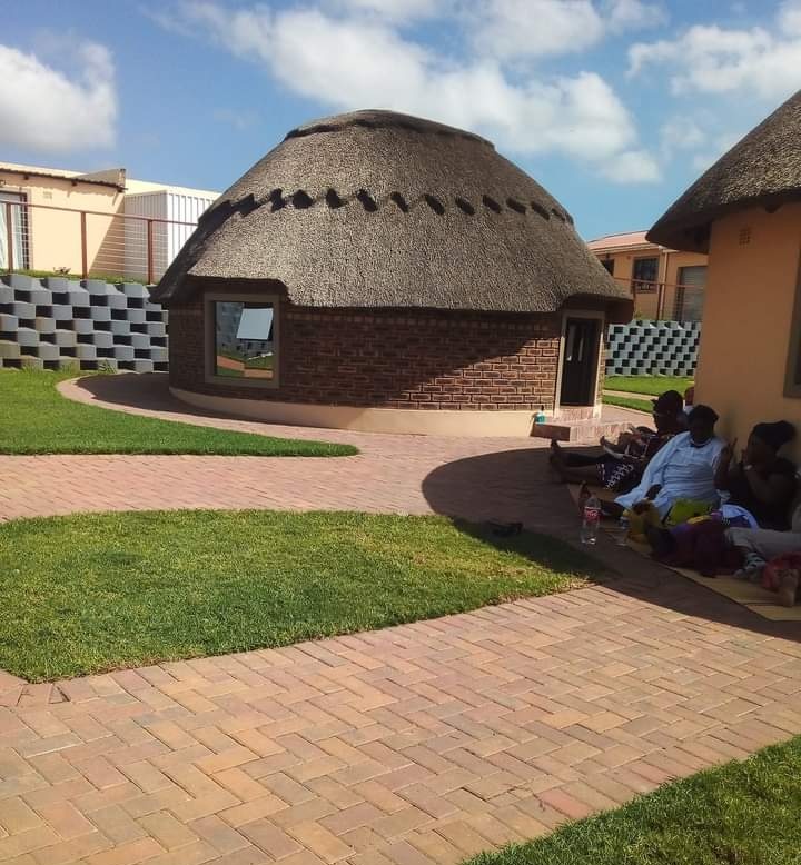 UMUZI: Majongo uma wakha umuzi woyihlomkhulu ungalenzi iphutha ...