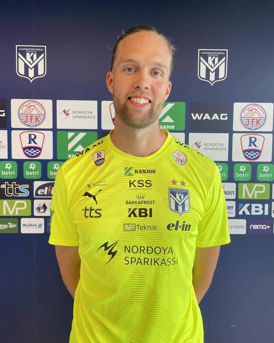 Jonatan Johansson é o grande personagem do dia. Goleiro, abandonou a ...