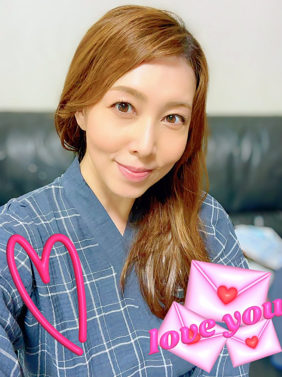 JUQ-227 Identiti sebenar isteri berkotak-kotak yang sua