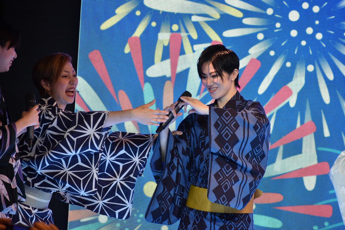 餅子さんは今日も全開全裸(@matsu_chang2) - Twilog