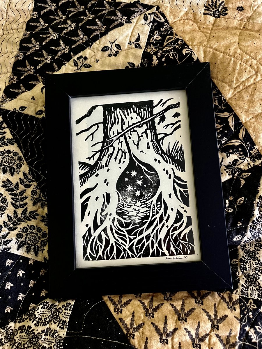 「Listed a few of the fairy portal linoprints on k0fi! And? Sc」🏰 LHの漫画